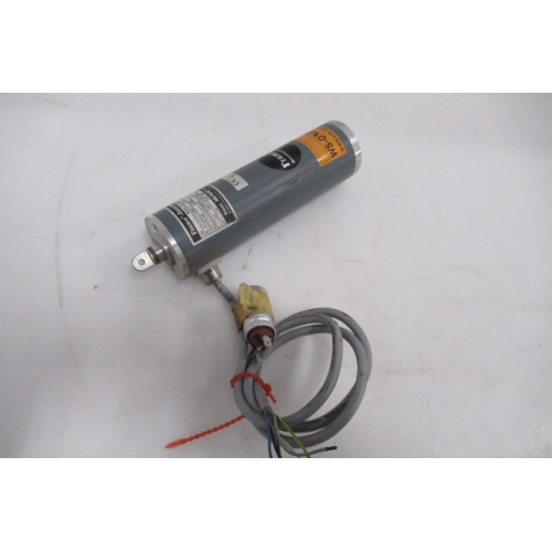 linear actuator, 24 volt . Used. - A.D.R. Spierings