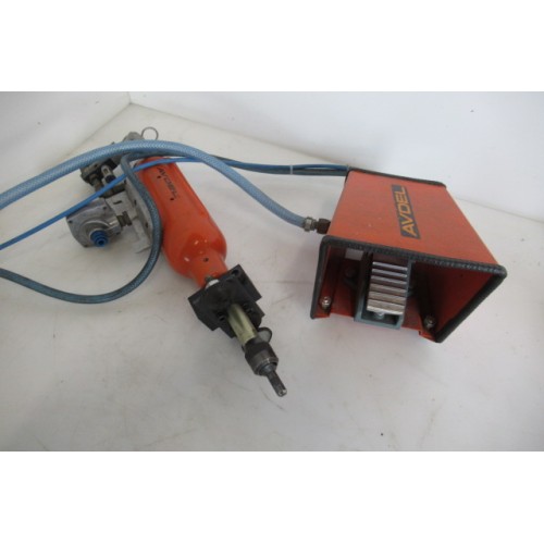 AVDEL popnagel / rivet machine. Pneumatisch. Gebruikt - A.D.R. Spierings
